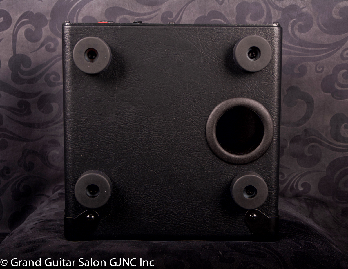 A-137, Henriksen The BUD SIX – Grand Salon de Guitare