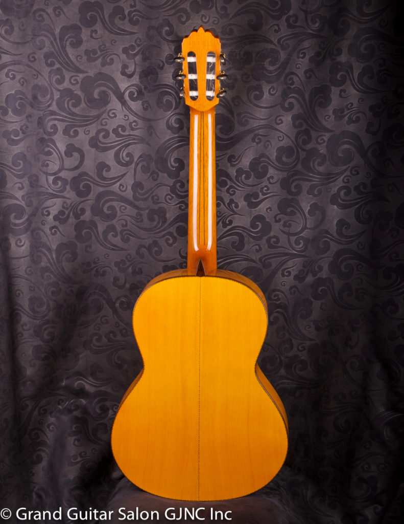 F-555, Amalio Burguet 1F (Spain) – Grand Salon de Guitare