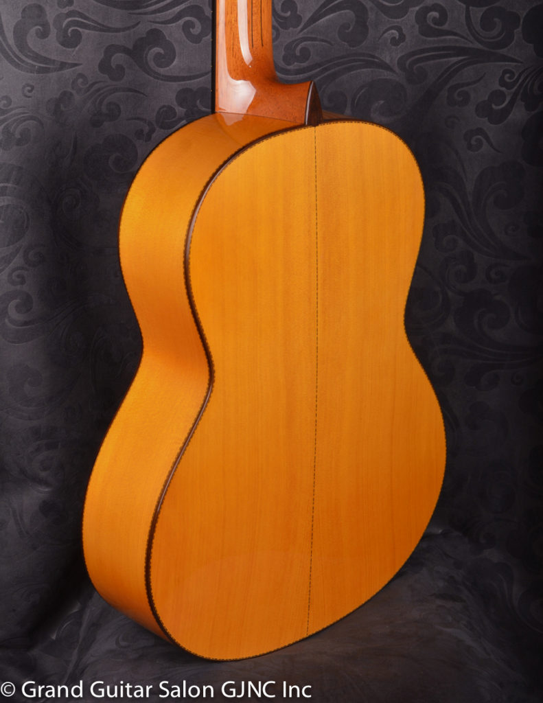 F-555, Amalio Burguet 1F (Spain) – Grand Salon de Guitare