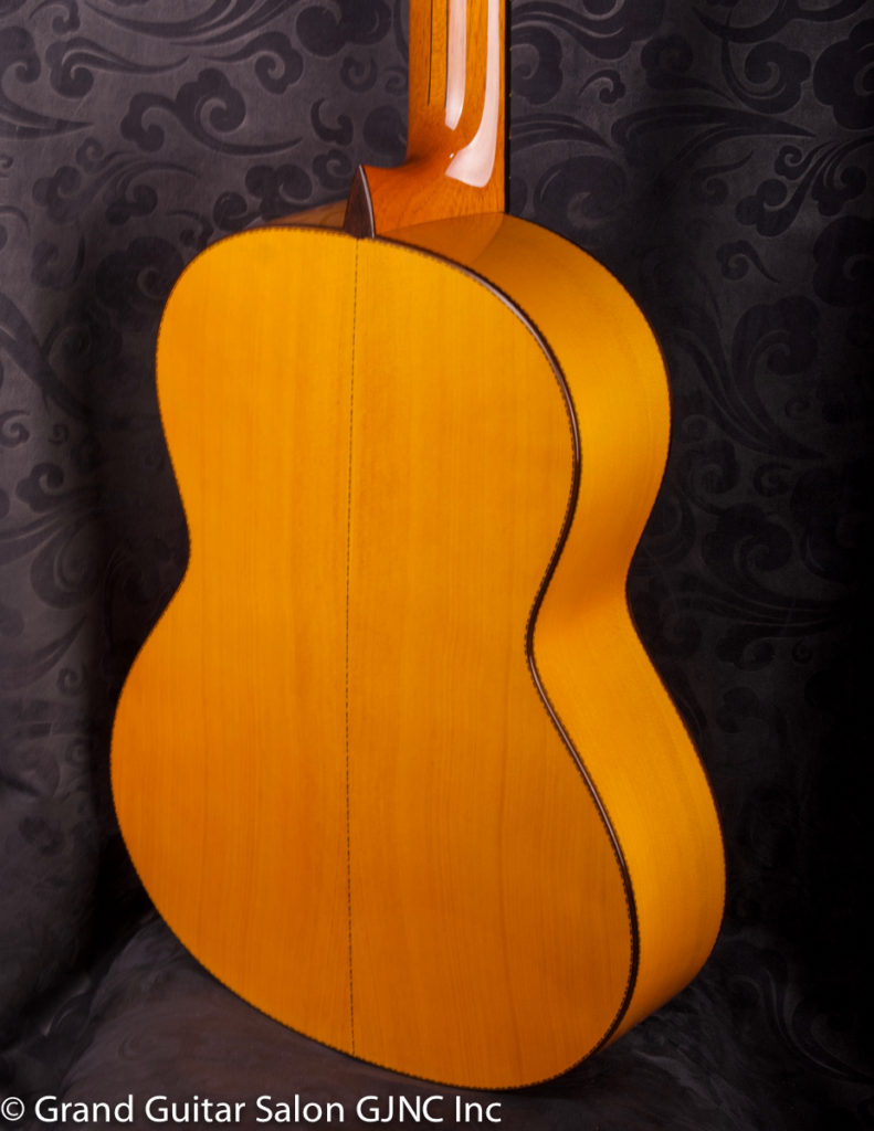 F-555, Amalio Burguet 1F (Spain) – Grand Salon de Guitare