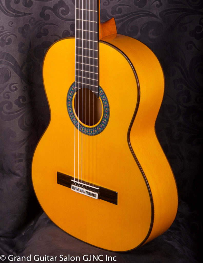 F-555, Amalio Burguet 1F (Spain) – Grand Salon de Guitare