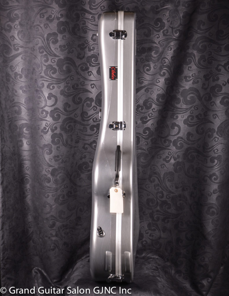 F-555, Amalio Burguet 1F (Spain) – Grand Salon de Guitare