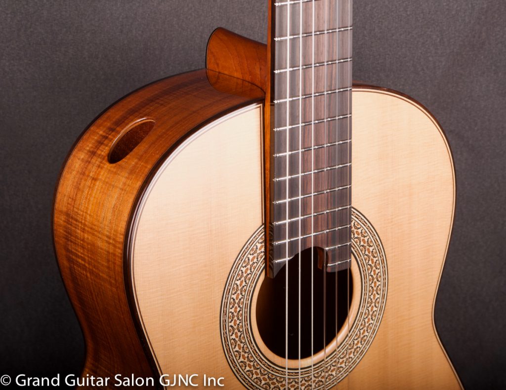 C-828, Allan Bull (Australia) – Grand Salon de Guitare