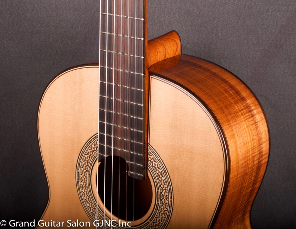 C-828, Allan Bull (Australia) – Grand Salon de Guitare